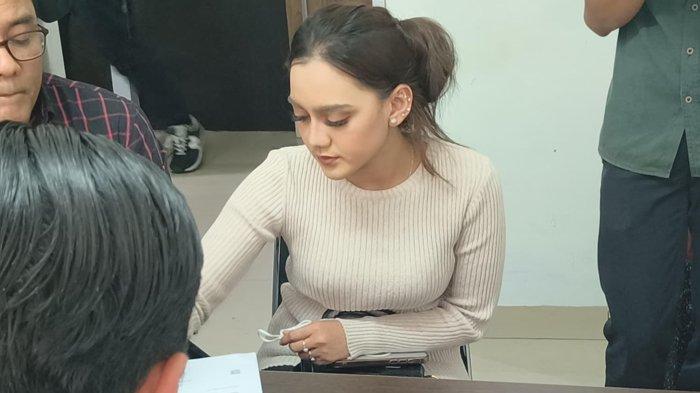 Kronologi Selebgram Pekanbaru, Cut Salsa Jadi Tersangka Kekerasan ...