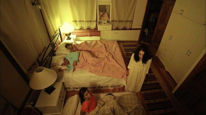 LINK Nonton Streaming Film Dabbe The Possession Sub Indo Hanya di ...