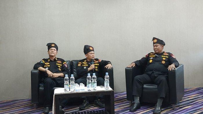 LLMB Riau Antarkan Bantuan 2,5 Ton Beras untuk Masyarakat Rempang ...