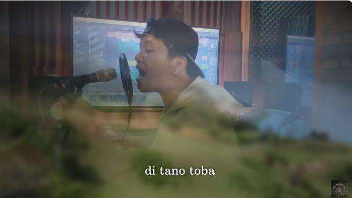 Lagu Batak Viral Tiktok, Lirik dan Chord Gitar Tano Toba by Sidpatrick - Tribunpekanbaru.com