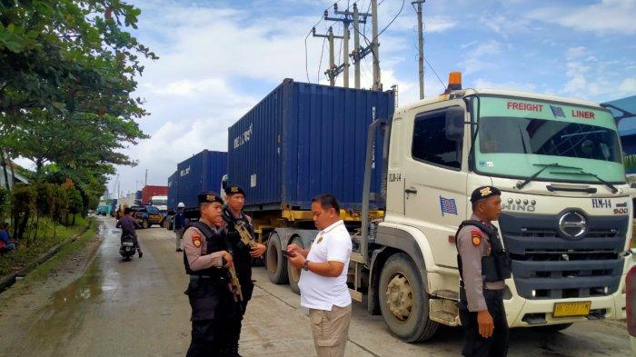 Logistik Surat Suara Didistribusikan dari Pelabuhan Pelindo Perawang ke ...