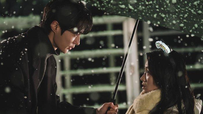 Nonton Drama Korea On Going 2024, Lovely Runner Drakor Angkat Tema Time ...