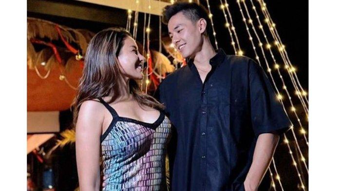 Hapus Foto Bersama dan Unffolow Sang Berondong , Asmara Nikita Mirzani dan Matthew Gilbert ...