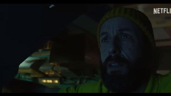 Nonton Film Spaceman Adam Sandler Bergelut dengan Pikiran dan Dihantui ...