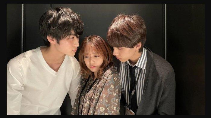 Nonton Momoiro Anzuiro Sakurairo Drama Jepang Sub Indo Full Movie, Cinta Bos Cantik dengan ...