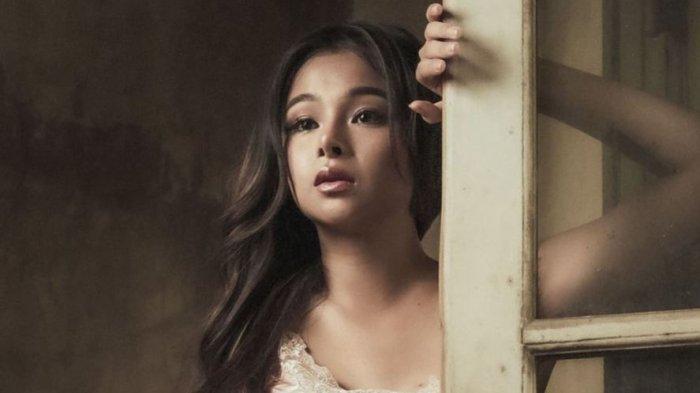 Link Gratis Film Angeli Khang, Nonton Film Salawahan Sub Indo, Film 2024 Vivamax ...