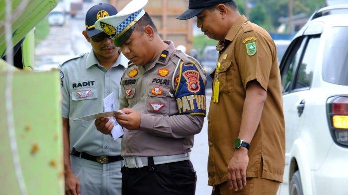 Jangan Sampai Terjaring Razia, Bapenda Riau Ingatkan Pemilik Kendaraan Bermotor Jangan Tunggak ...
