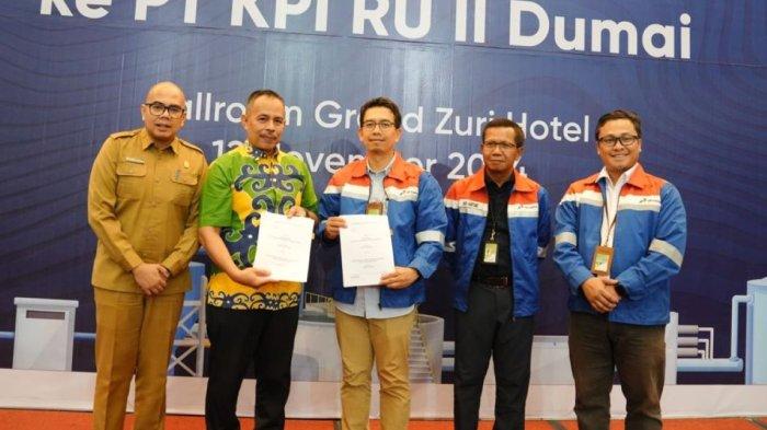 Penuhi Kebutuhan Air Kilang, PT KPI Kilang Dumai dan Perumdam Tirta Dumai Bersemai Jalin ...