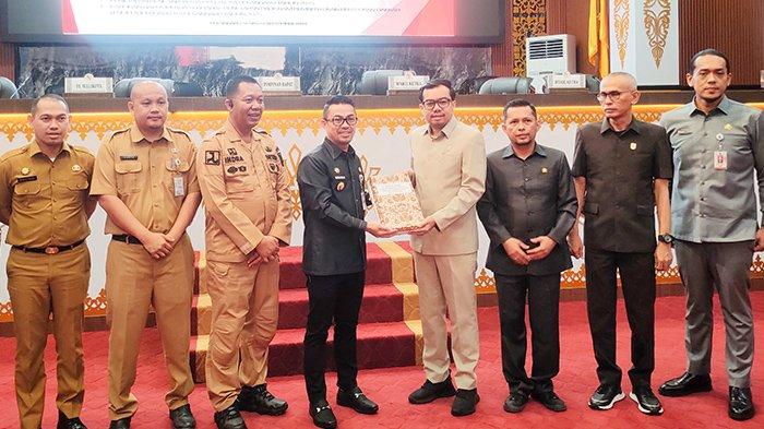 Kejar Tayang, Satu Hari Digelar Tiga Paripurna APBD Murni dan APBD ...