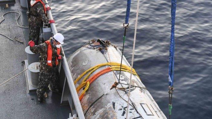 Puing-puing Rudal Balistik Korut Sebesar Gaban Diamankan Tentara Korsel ...