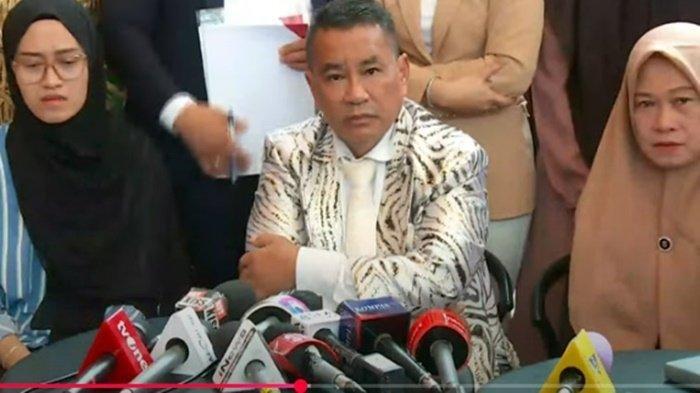 Hotman Paris Tolak Bela Lisa Mariana, Beri Saran ke Istri Ridwan Kamil:Bu Cinta Bisa Penjarakan ...