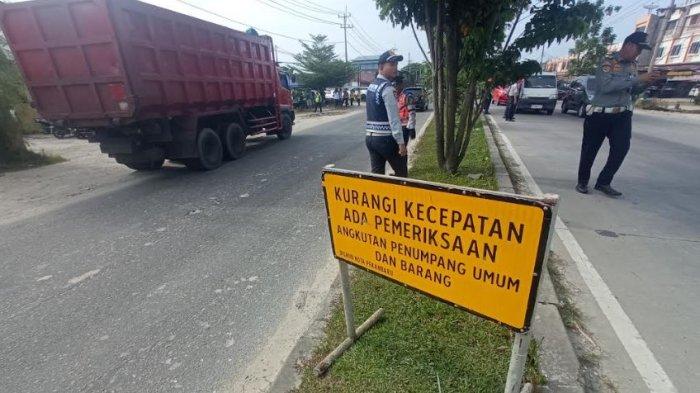 Truk Tonase Besar Bebas Masuk Kota, DPRD Nilai Tim Gabungan Belum ...