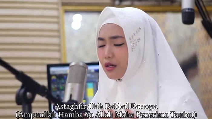 KETAHUILAH ! Selain Merdu , Sholawat Astaghfirullah Robbal Baroya Punya Khasiat yang Luar Biasa ...