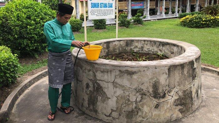 Sumur Tua di Istana Siak Riau, Airnya Membuka Aura Positif dan Awet ...