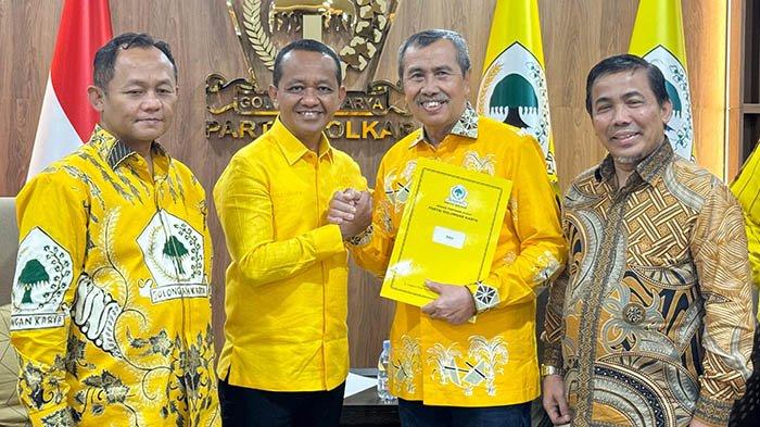Syamsuar Terima B1 KWK dari Ketum Golkar Bahlil, Tinggal Daftar ke KPU ...