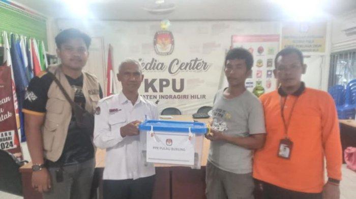 Total 6 PPK Sudah Serahkan Hasil Pleno ke KPU Inhil, Pulau Burung Pertama - Tribunpekanbaru.com