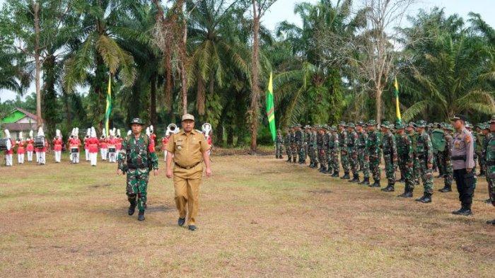 Upacara Pembukaan TMMD, Bupati Siak Irup dan Dihadiri Danrem 031/WB ...