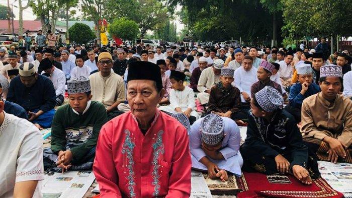 Ustad Pupung Perdana Jadi Khatib Idul Adha 1445 H di Lapangan Turap ...