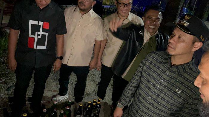 Pekan Depan Warung Remang-remang di Sepanjang Jalan SM Amin Pekanbaru ...