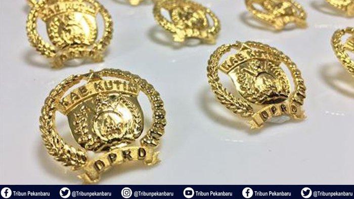 Anggota DPRD Terpilih Kuansing Riau Kebagian PIN EMAS 10 Gram Saat ...