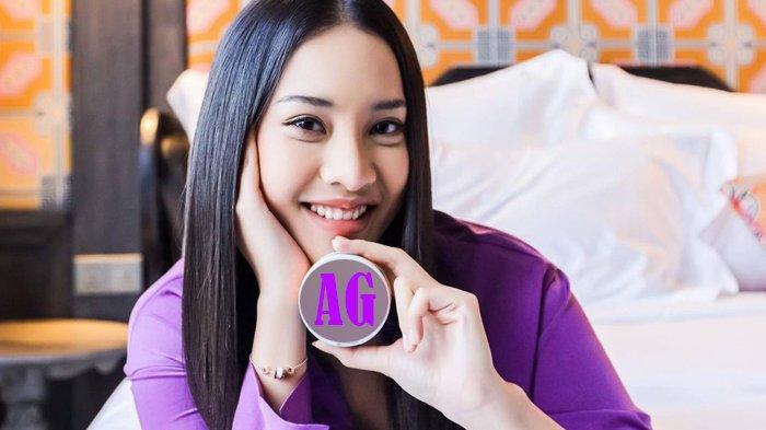 Anya Geraldine Tiduran Manja Sambil Senyum, Diminta Udahan Jadi Pelakor - Tribunpekanbaru.com