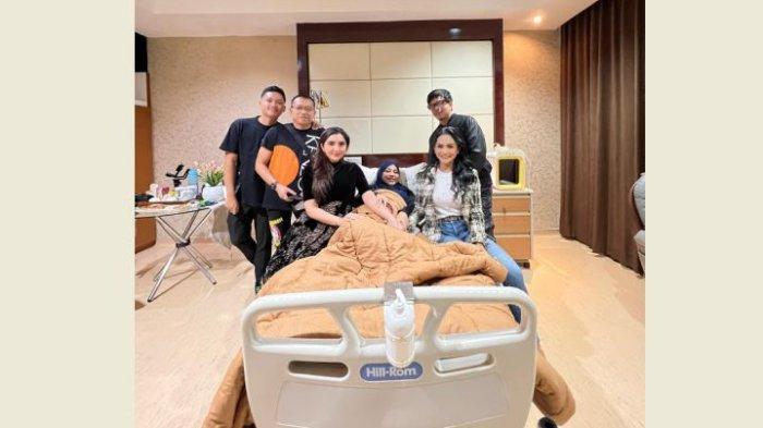 Aurel Hermansyah akan Melahirkan di Tanggal Cantik 22-2-2022, Doa Krisdayanti, Ashanty, Anang ...