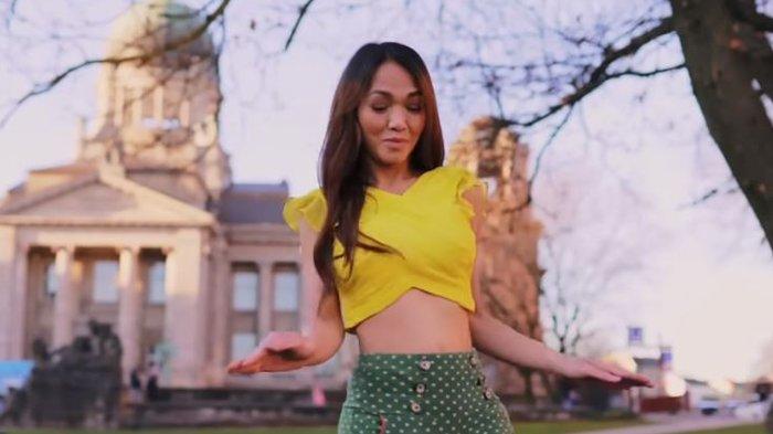 Bunda Corla Viral, Ini Lagu Bunda Corla - Tribunpekanbaru.com