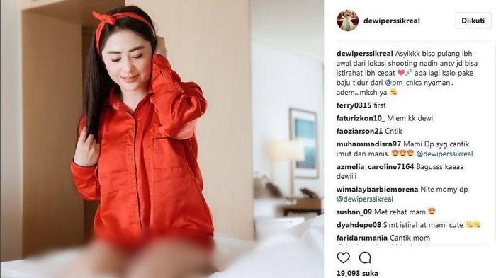 Dewi Persik Posting Foto Diatas Ranjang Bikin Gagal Fokus, Netizen ...