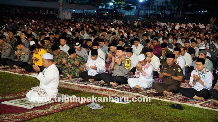 Doa Bersama Pemilu Damai 2024, Ketua KPU Riau : Ikhtiar Mengetuk Pintu Langit - Tribunpekanbaru.com