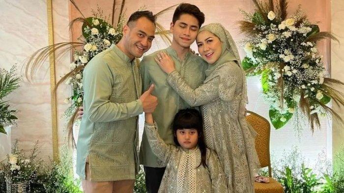 Sudah Gelar Pengajian, Ferry Irawan Tegaskan Akad Nikah dengan Venna Melinda Tetap Berjalan ...
