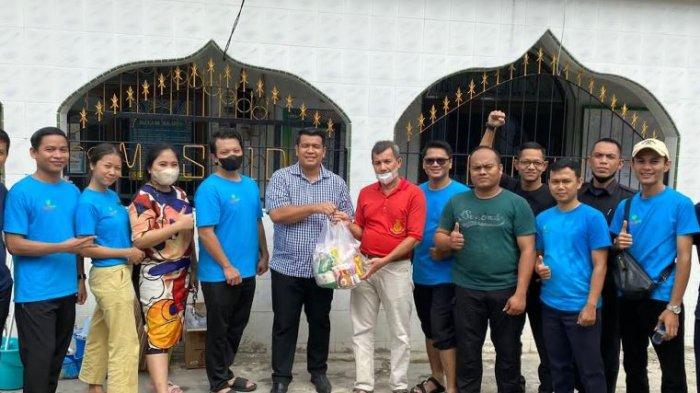 Sambut Ramadan, Hotel Angkasa Garden Pekanbaru Gotong Royong di Mesjid ...