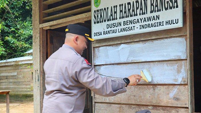 Kapolres Inhu AKBP Dody Wirawijaya Resmikan Pustaka Air Keliling di ...