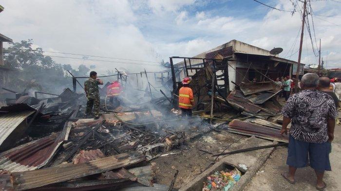 Kerugian Diperkirakan Rp 400 Juta, 4 Rumah Kontrakan di Pelalawan Ludes Terbakar, Ini ...