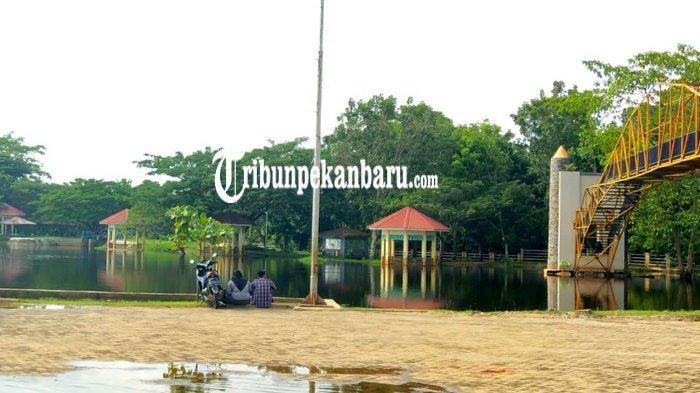 Takut Buaya, Jumlah Pengunjung Danau Meduyan di Rengat Inhu Riau ...