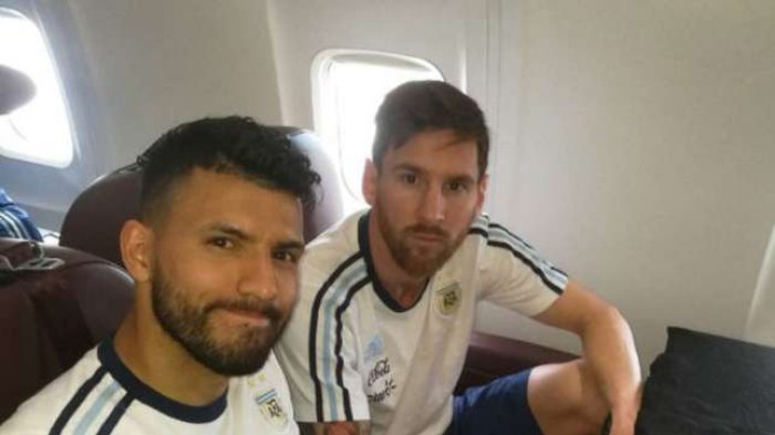 Lionel Messi Ternyata Pernah Tumpangi Pesawat Nahas Chapecoense ...