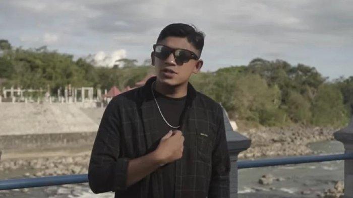 Ini Dia Lirik Lagu Sewates Angen Angen dan Artinya, Lagu Jawa Viral ...