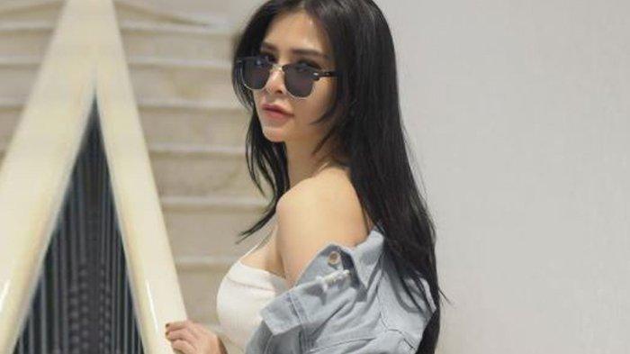 Sugar Mommy Adalah, Simak Ini Arti Sugar Mommy, atau Sugar Mommy ...