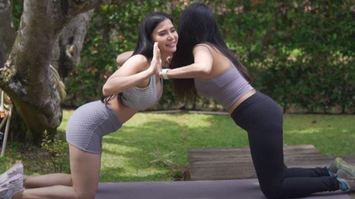 Maria Vania Pakai Legging Mini, Olahraga Bareng Marisa Fardila Icha, Ada yang Takut Mimisan ...