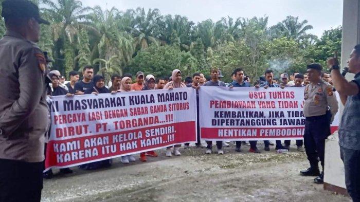 Gelar Aksi, Ratusan Masyarakat Kuala Mahato Tuntut Ambil Alih Lahan ...