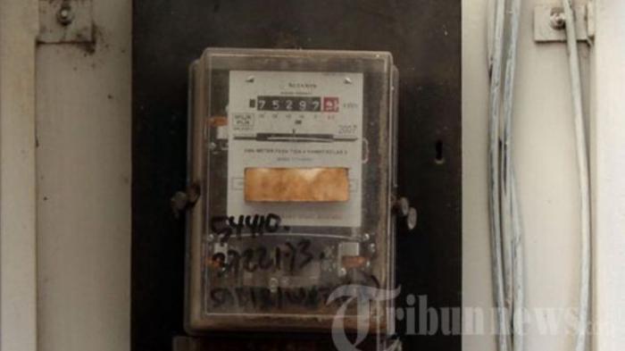 Tak Termasuk Keluarga Miskin, PLN Cabut Subsidi Pelanggan ...