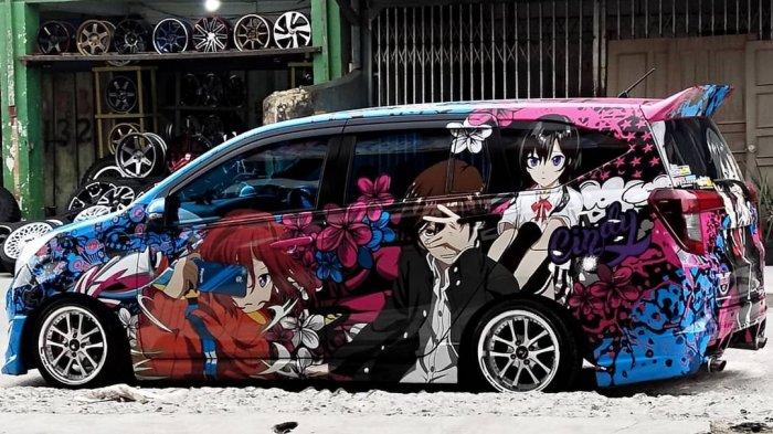 Anime Hiasi Bodi Mobil,Buka Pintu Terlihat Jok Warna Pink,Modifikasi ...