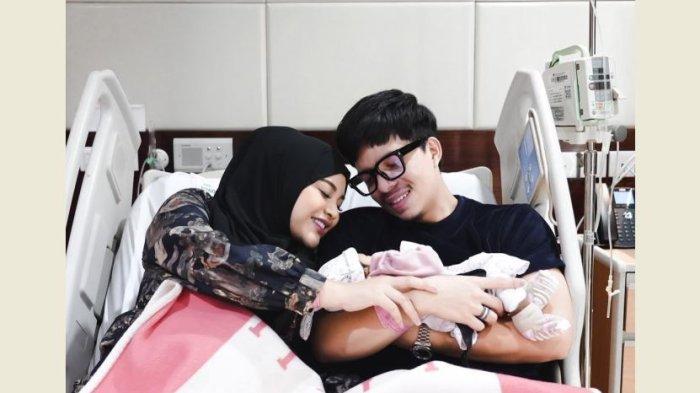 Nama Lengkap Baby A Anak Atta Halilintar dan Aurel Hermansyah Diumumkan Siang Ini, Live di RCTI ...