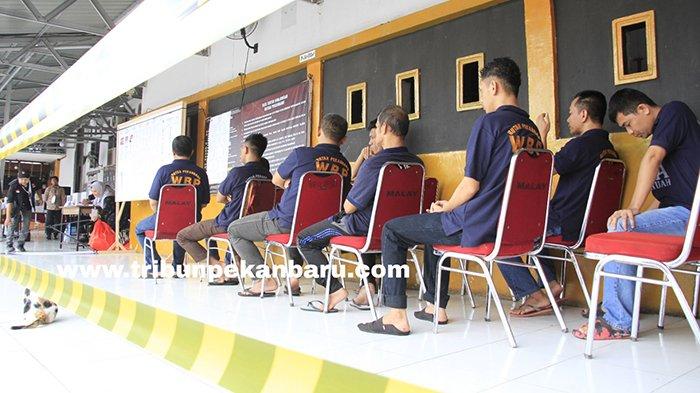 FOTO : 150 Warga Binaan Rutan Sialang Bungkuk Pekanbaru Salurkan Hak ...