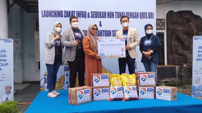 BRI Group Berbagi Bahagia, Salurkan Sembako di 3 Panti Asuhan Kabupaten Kampar - Tribunpekanbaru.com
