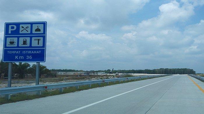 Hari Pertama Dioperasionalkan, 4.000 Kendaraan Melintas di Jalan Tol ...