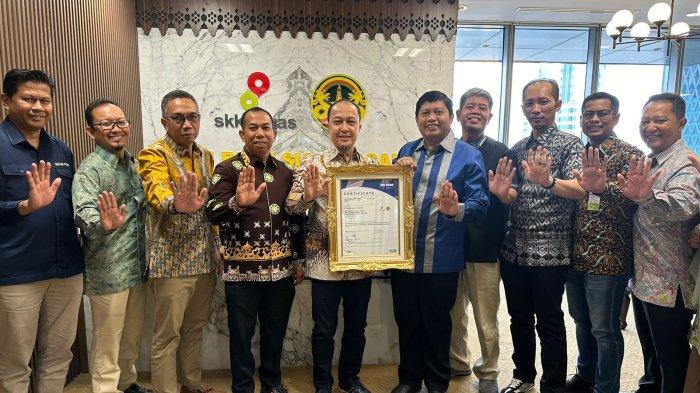 PT BSP Terima Sertifikat SNI ISO 37001:2016 dari Lembaga Auditor ...