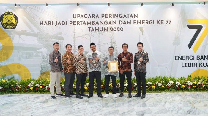 Inovasi Produk Andalan PT KPI RU II Dumai Raih Penghargaan Dharma Karya ...