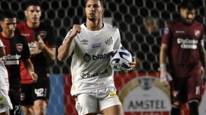 Roma Bakal Dapatkan Mesin Gol Baru, Santos Setuju Harga Tapi Bayar ...