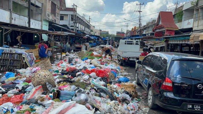 Samapah Menumpuk di Sejumlah Pasar, Pj Sekdako Pekanbaru Tegaskan Pengangkutan Secara Bertahap ...