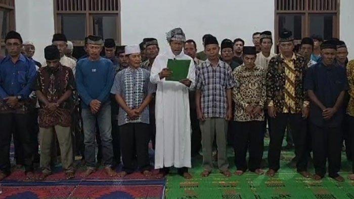 Calon Bupati Kuansing Suhardiman Amby Disanksi Pemangku Adat Kuantan ...